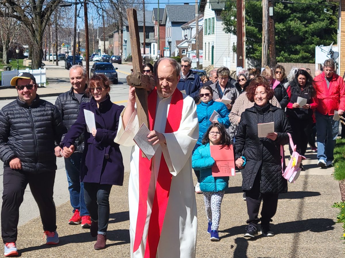 CROSS WALK: Good Friday services marked in Mon City - Observer-Reporter